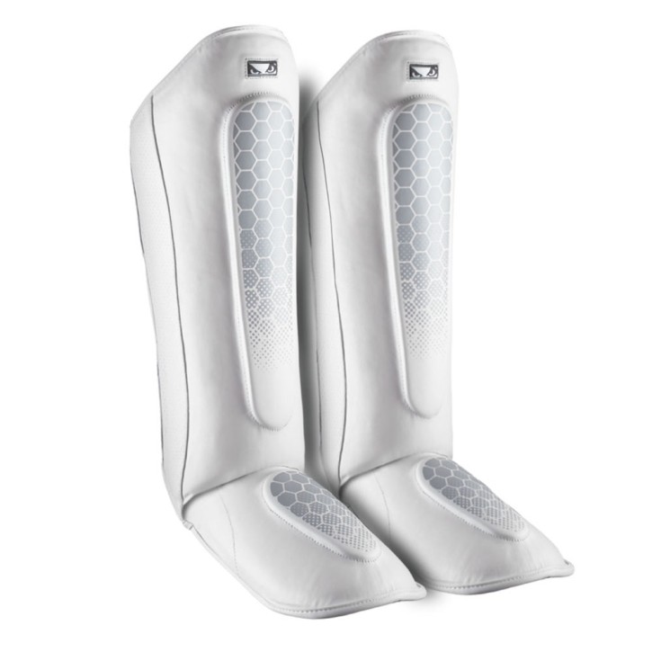 BAD BOY legacy 2 SHINGUARDS - white - MMATeam.gr